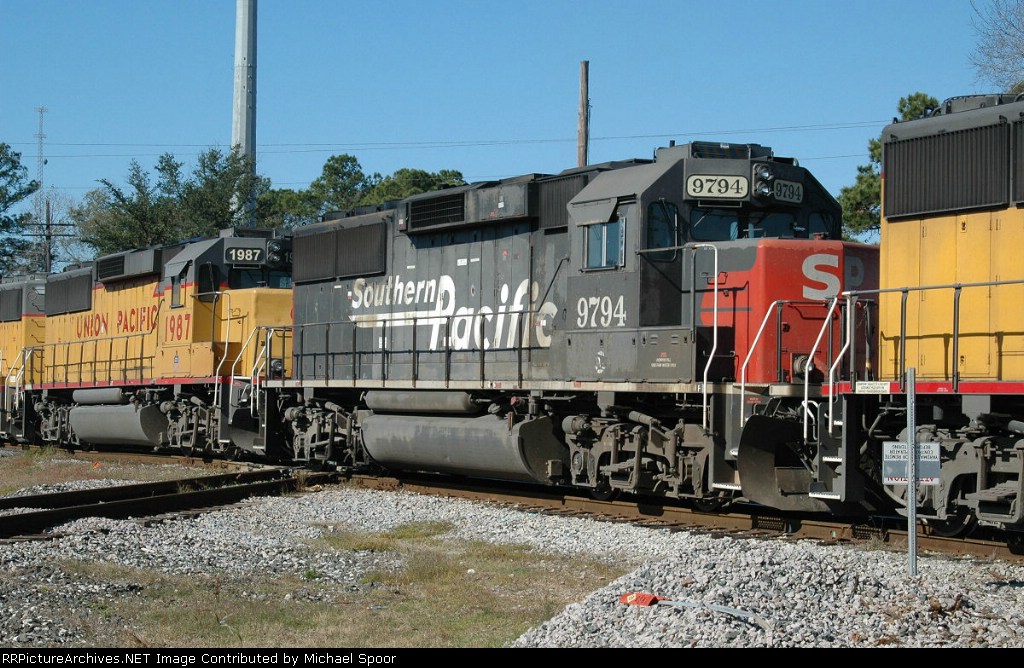 Unpatched SP GP60 #9794 at Eureka Jct.